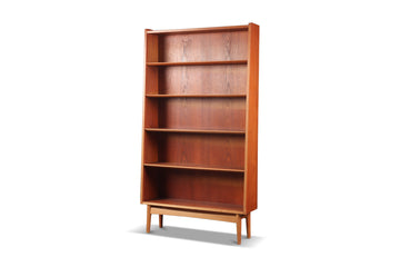 Elegant Mid-Century Modern Bookcases: Unique Styles