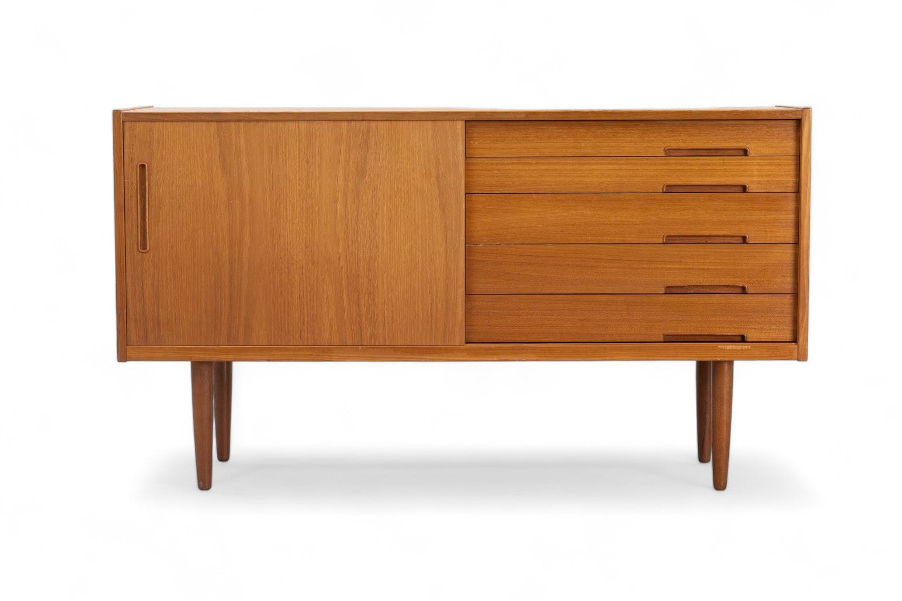 Stylish Mid-Century Modern Credenzas: Shop Now