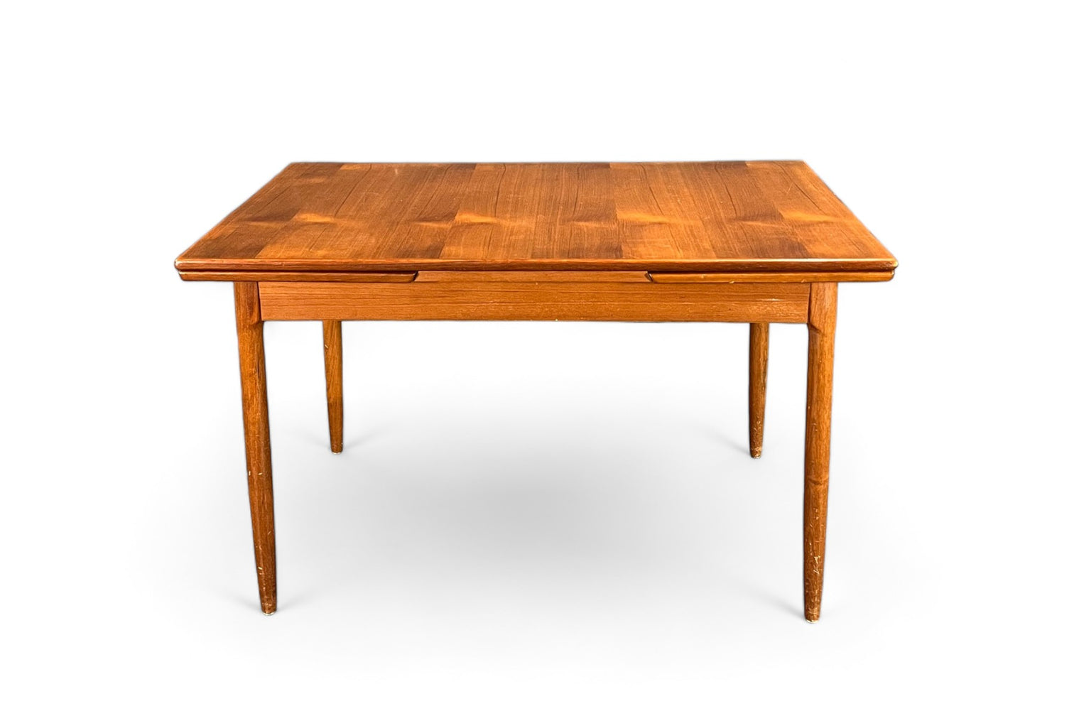 Mid Century Dining Tables: Classic & Stylish Designs