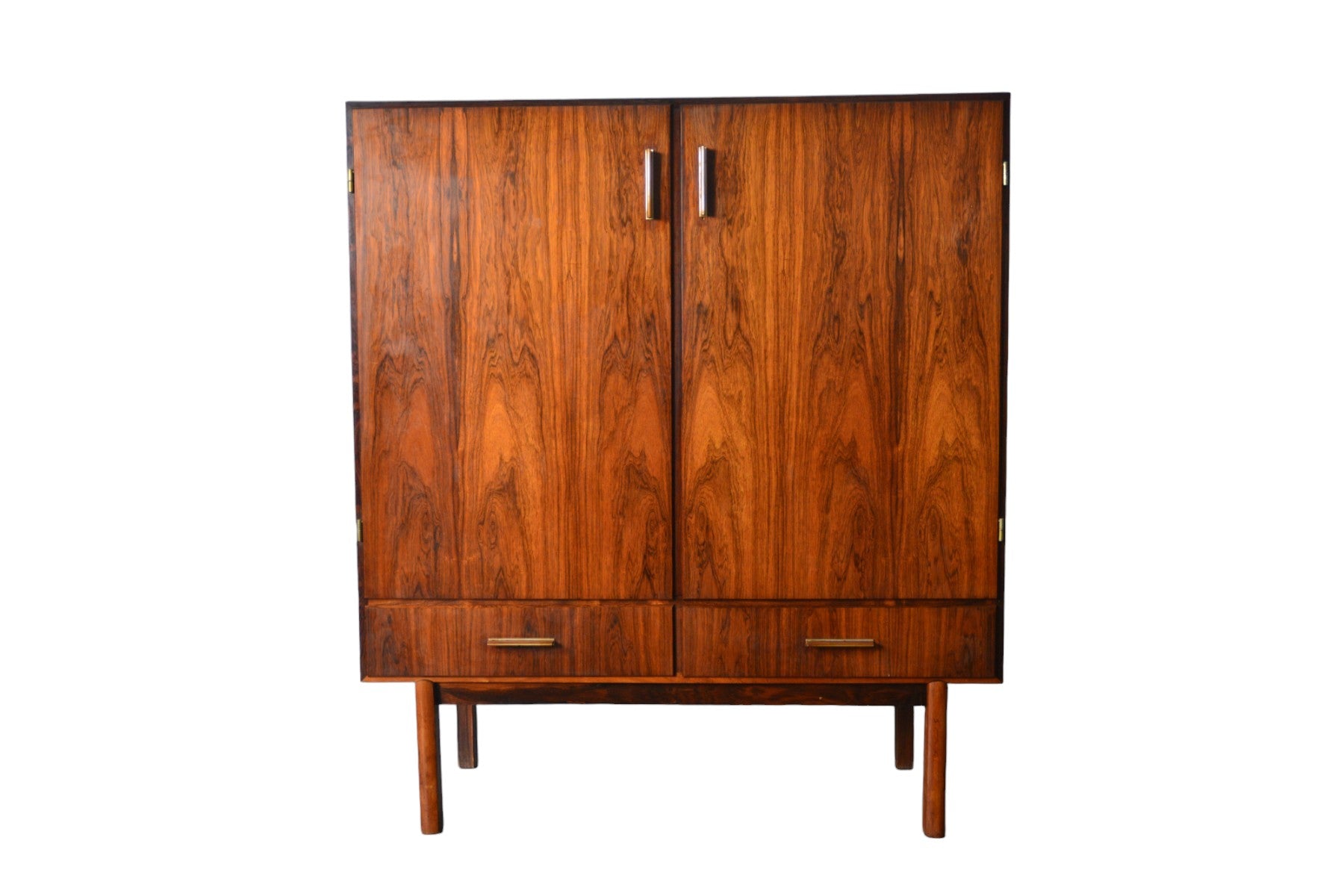 Mid Century Modern Bar Cabinets: Stylish Storage Solutions