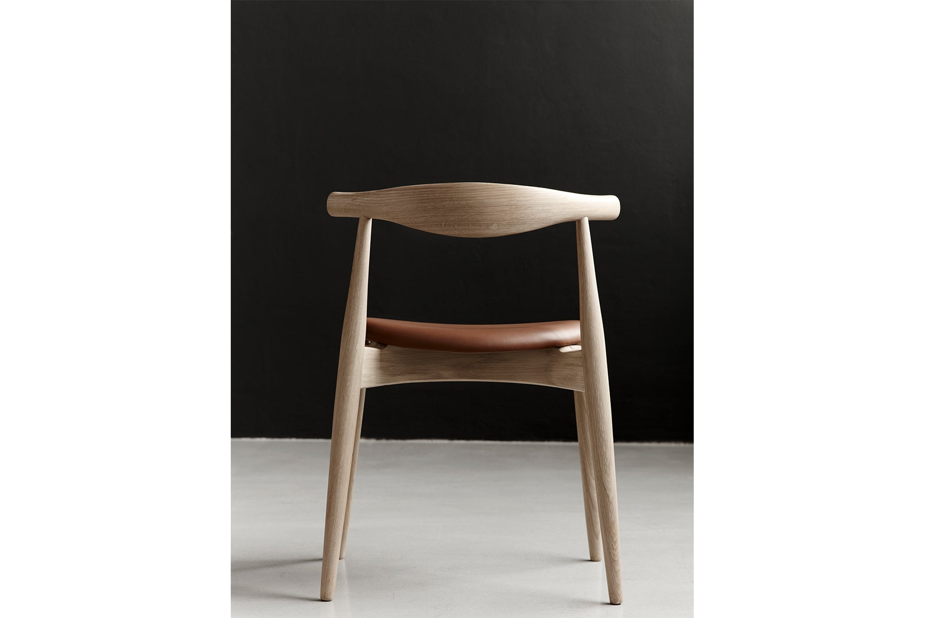 CH20 | ELBOW CHAIR