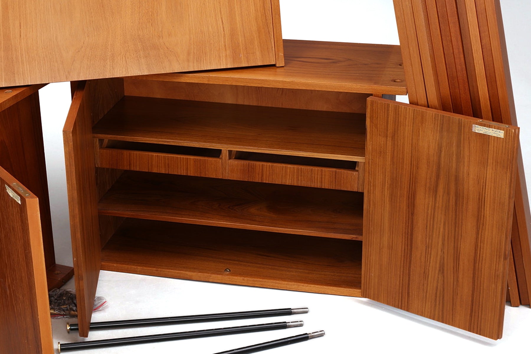 "PREMO" FREESTANDING CORNER WALL UNIT IN TEAK
