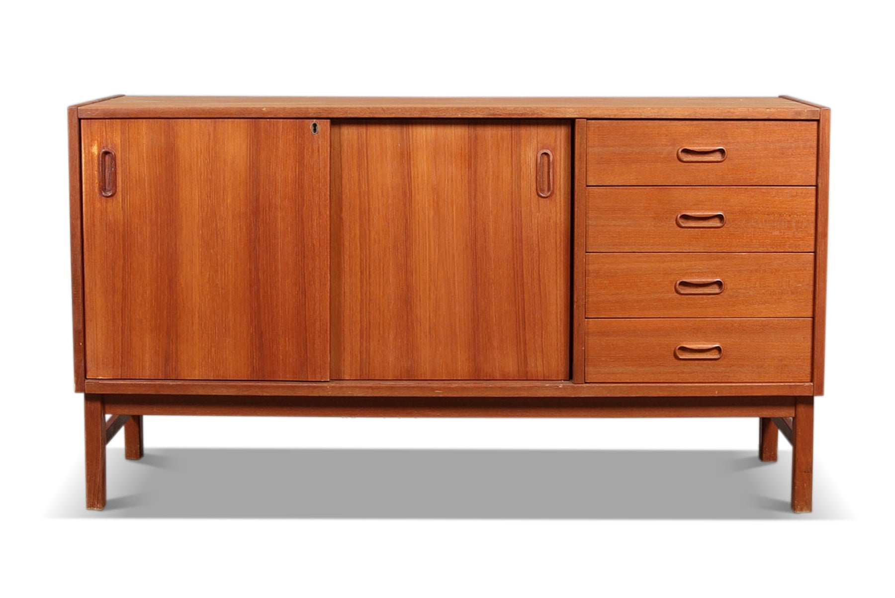 CREDENZAS– Mid Century Mobler