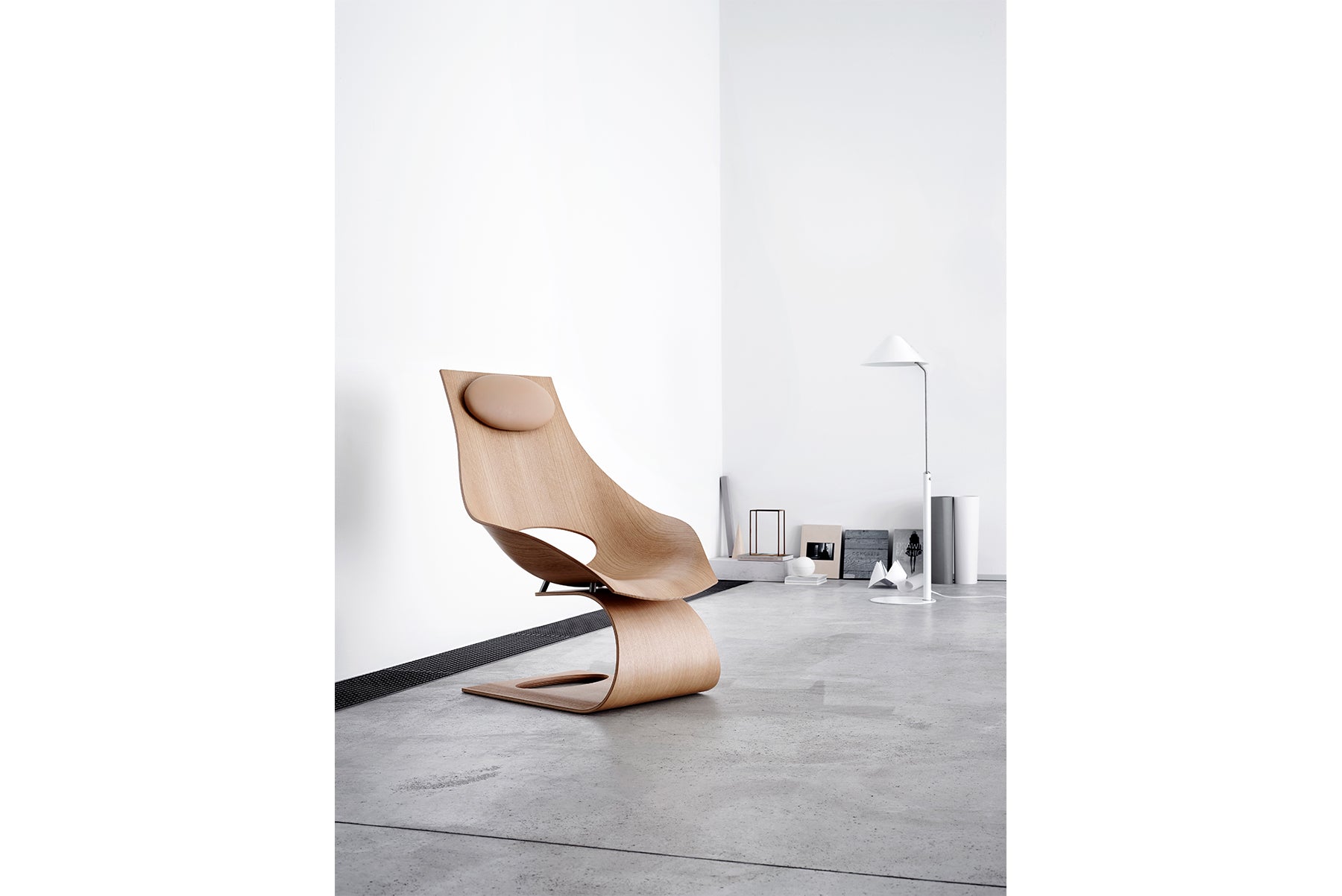 TA001P Dream Chair: A Masterpiece of Comfort & Style