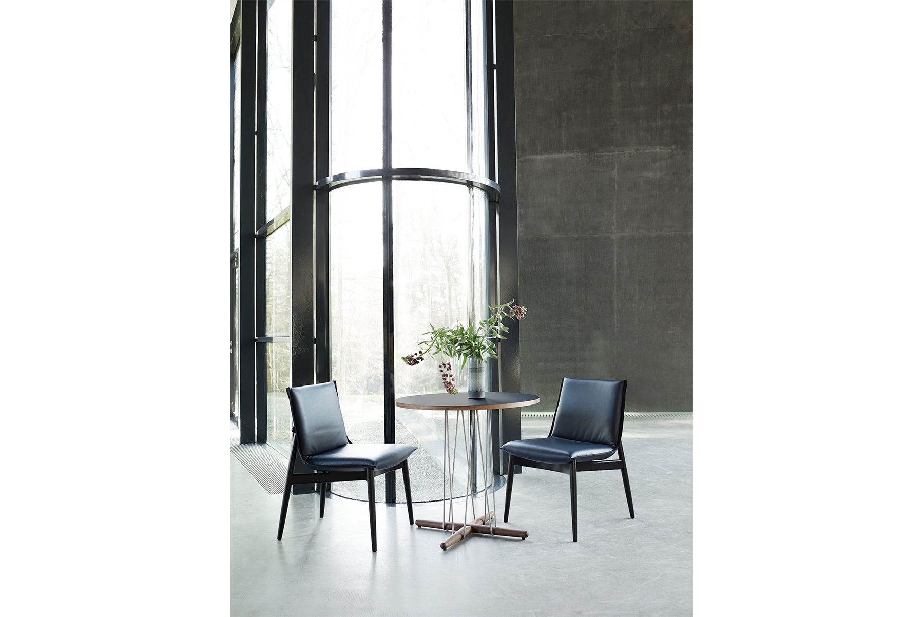 EOOS E020 MODEL | EMBRACE TABLE E020