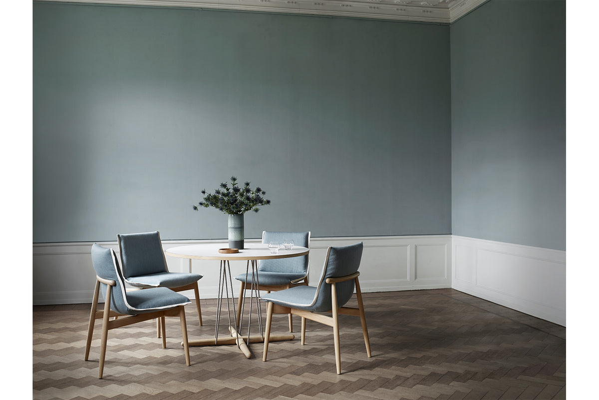 EOOS E020 MODEL | EMBRACE TABLE E020