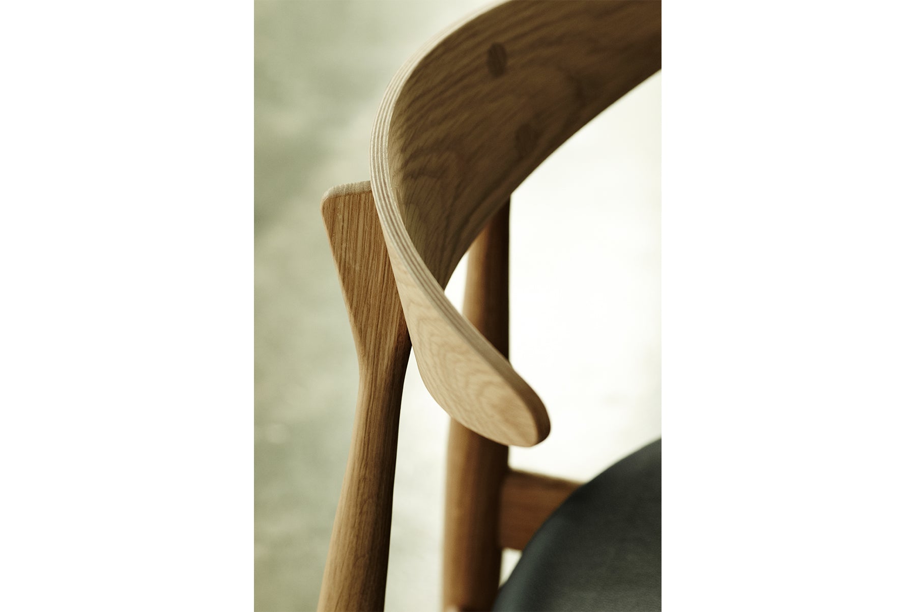 CH33P | CHAIR