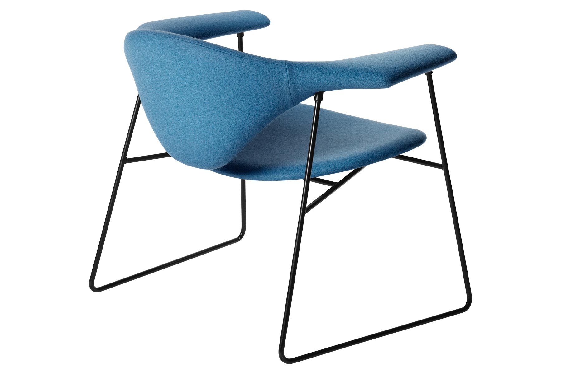 Masculo Lounge Chair: Sledge Base Elegance