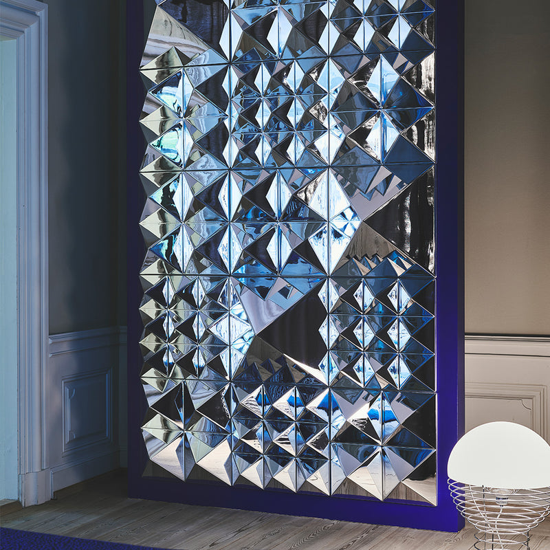 Pyramid Mirror Sculpture – Modern Geometric Wall Art