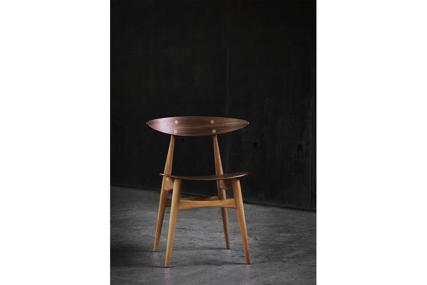 CH33P | CHAIR