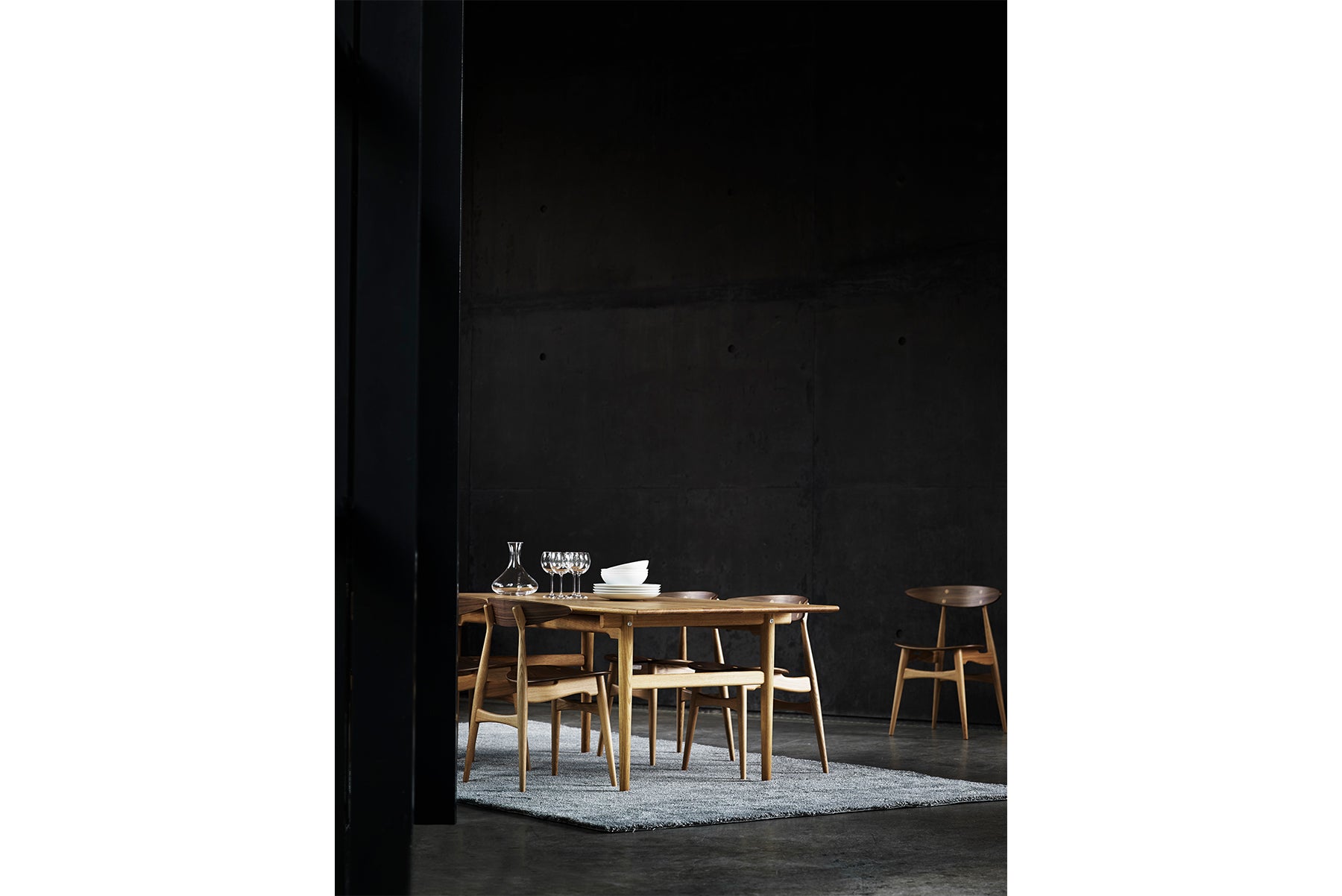 CH33P | CHAIR